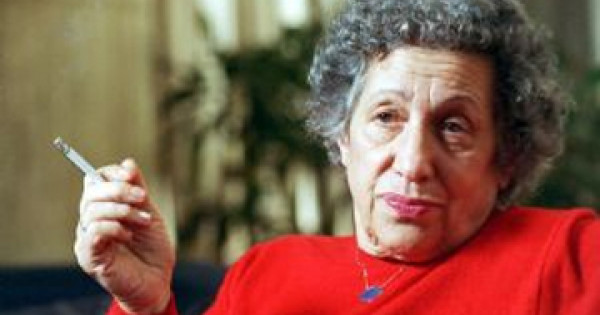 Reconocimiento a Griselda Gambaro - EDIUNC